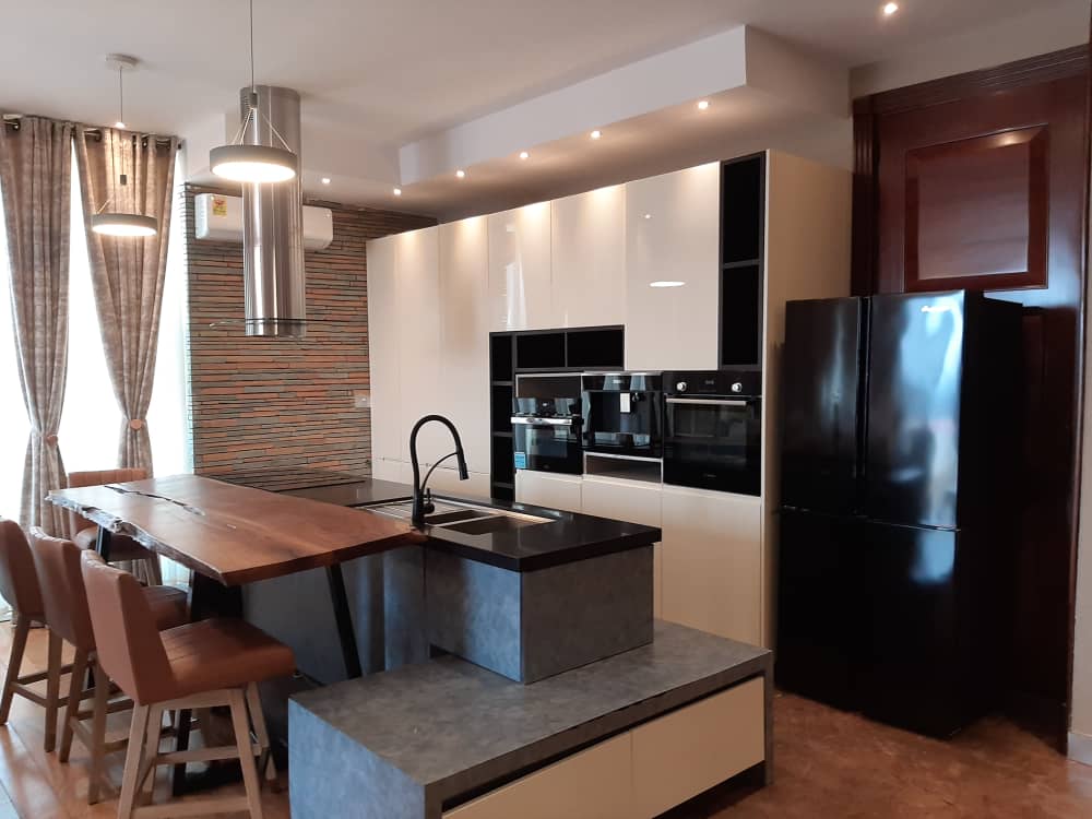 Deluxe Penthouse - Mansah Plus Hotel